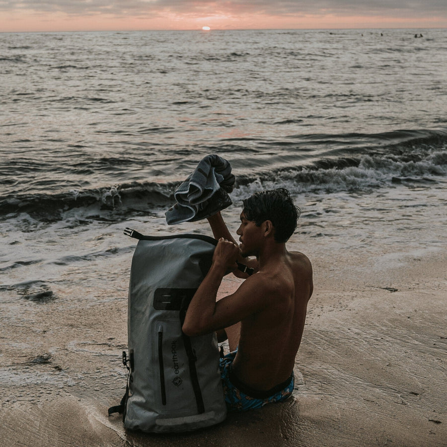 earth pak - Summit 35L/55L/85L Dry Bag Backpack